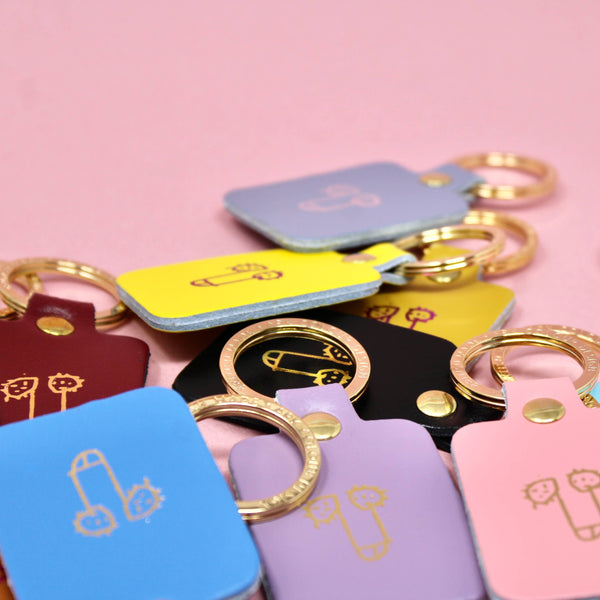 Willy Key Fob - Black - Gently Elephant